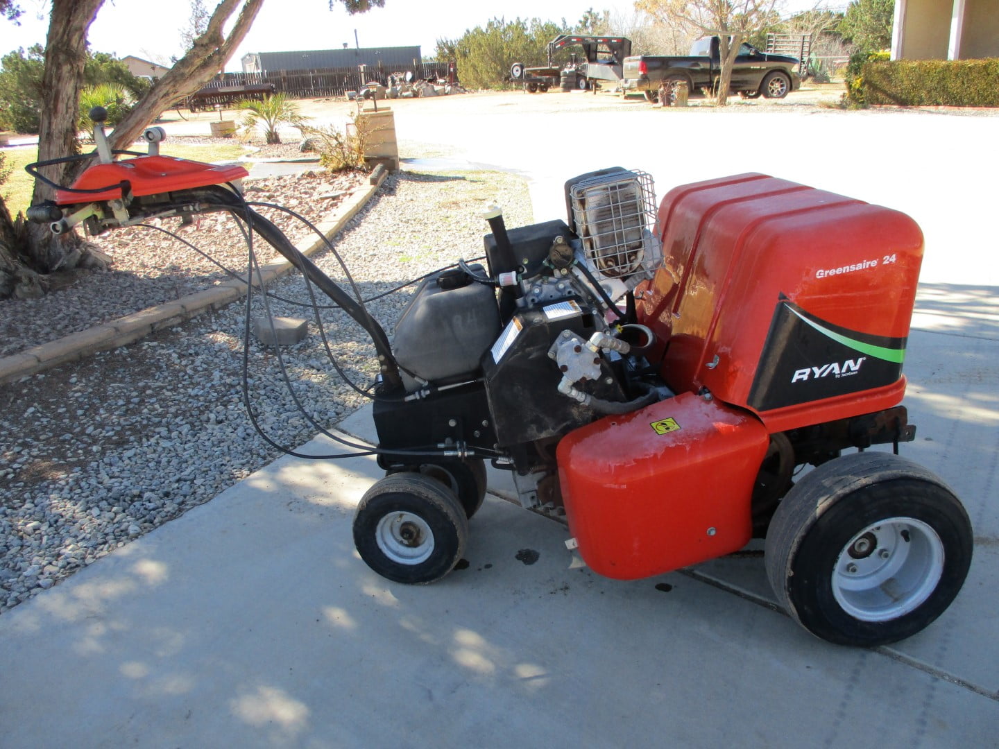 Ryan GreensAir 24 Aerator 2006 Model 58234 - M & M Products